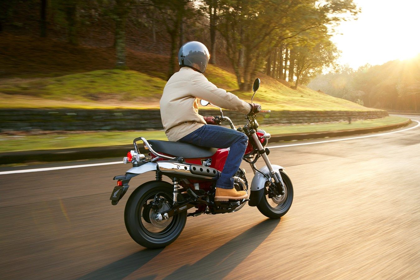 Honda DAX 125: prezzo, velocità, scheda e rilevamenti