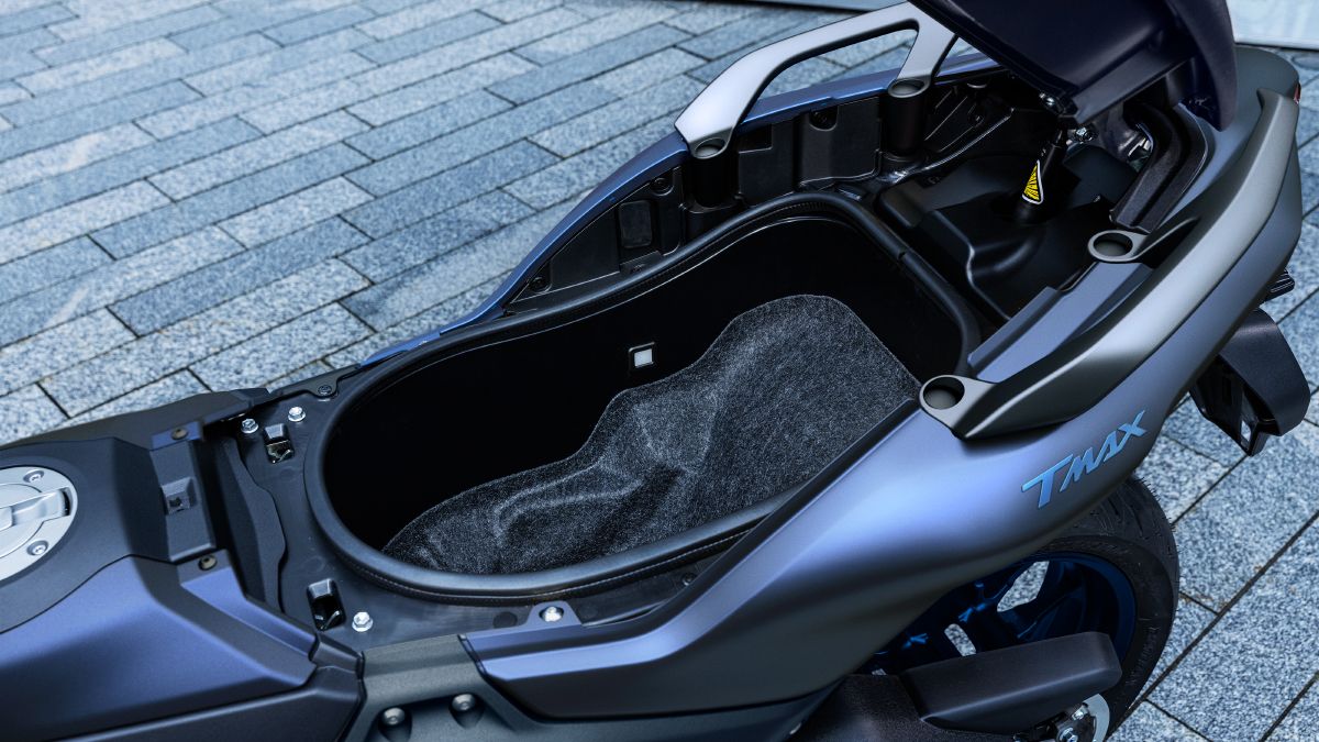 Yamaha TMax: prezzo, velocità, scheda e rilevamenti