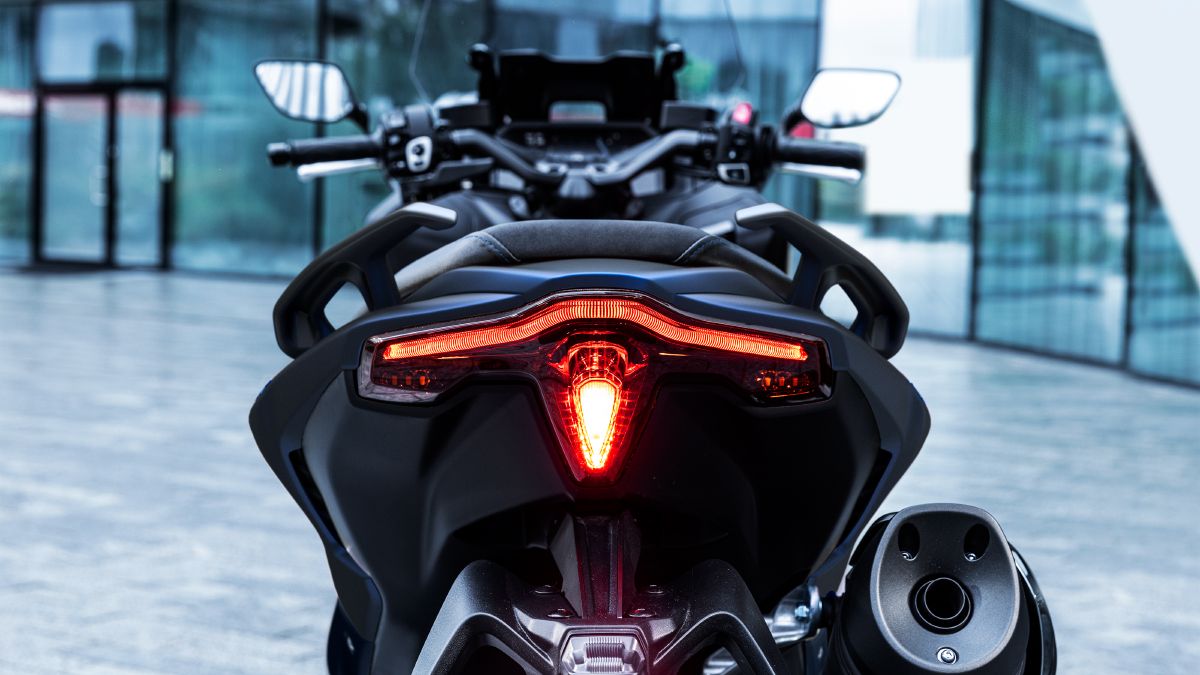 Yamaha TMax: prezzo, velocità, scheda e rilevamenti