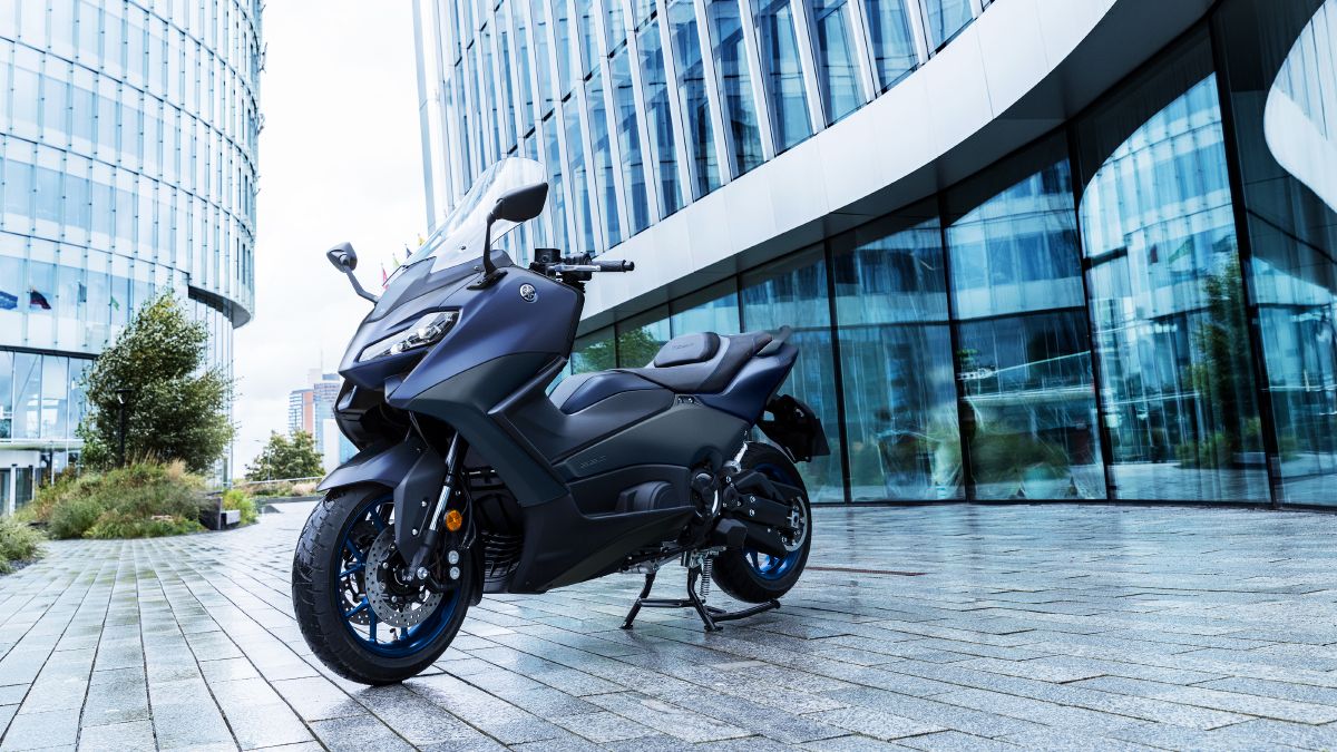 Yamaha TMax: prezzo, velocità, scheda e rilevamenti
