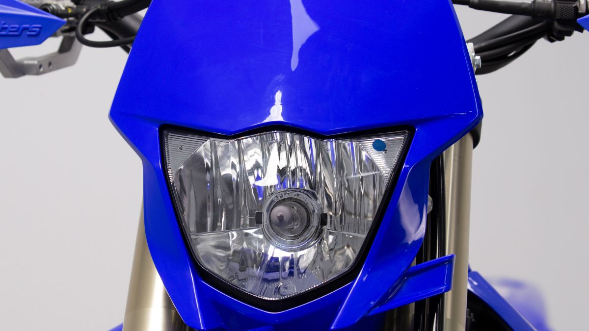 Yamaha WR 450 F: prezzo, velocità, scheda e rilevamenti