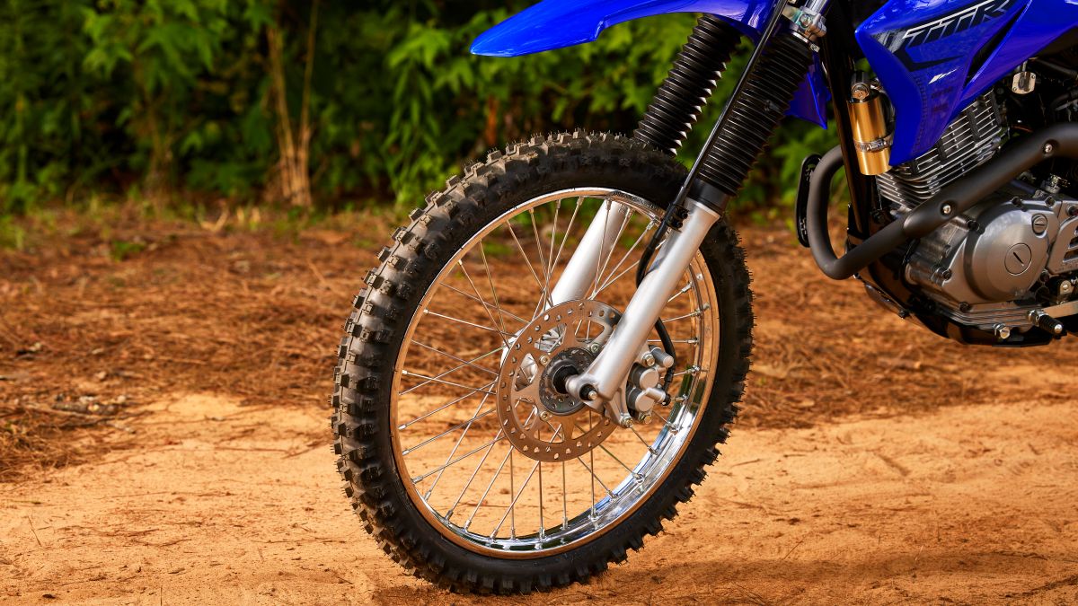 Yamaha TTR 125 LWE: prezzo, velocità, scheda e rilevamenti