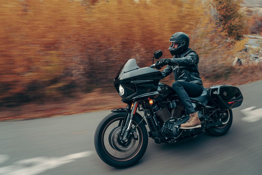 Harley-Davidson Low Rider ST: prezzo, velocità, scheda e rilevamenti