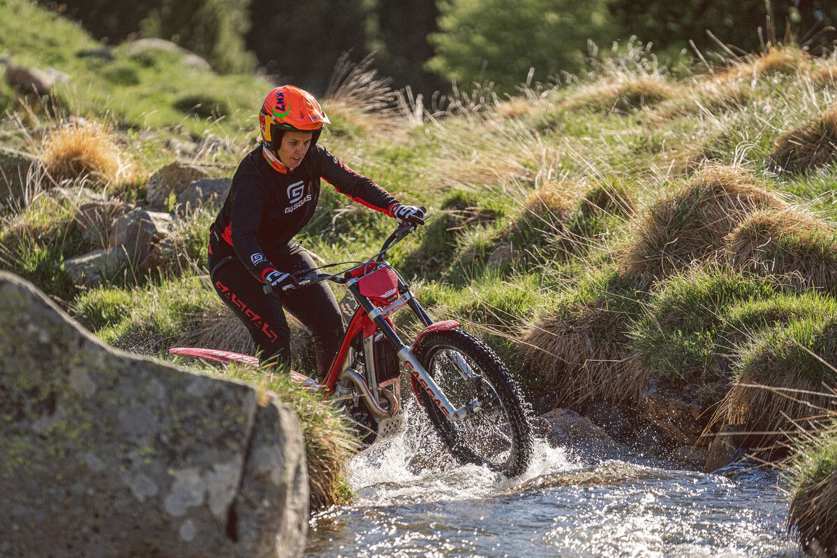 GasGas TXT Racing 280: prezzo, velocità, scheda e rilevamenti