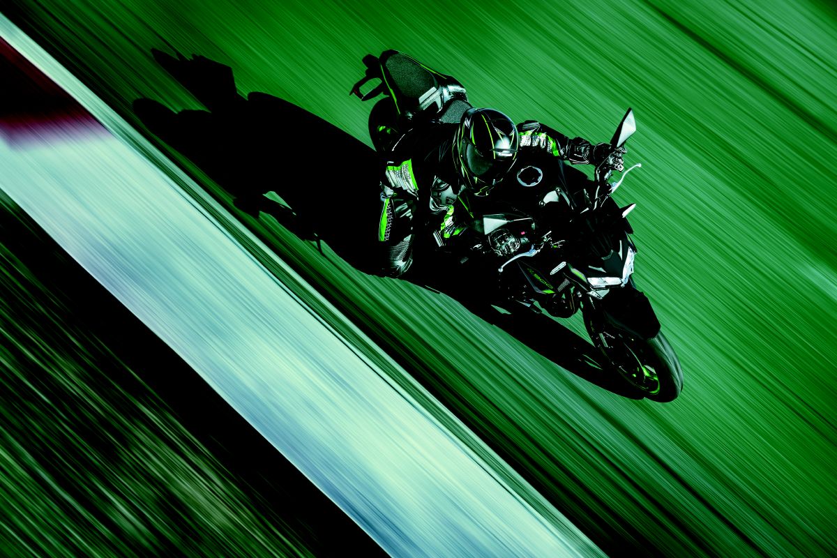 Kawasaki Z900: prezzo, velocità, scheda e rilevamenti