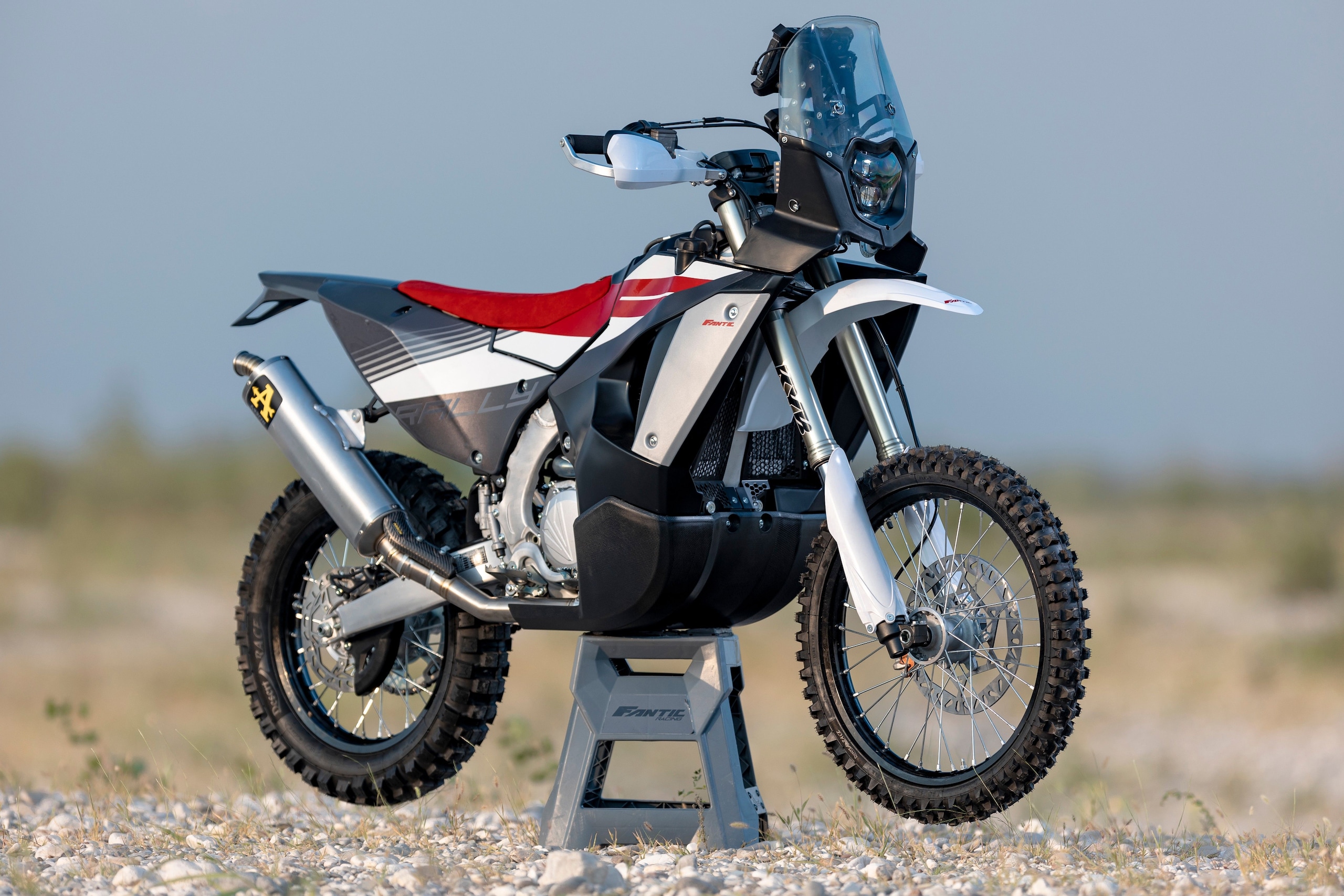 Fantic Motor XEF 450 Rally: prezzo, velocità, scheda e rilevamenti