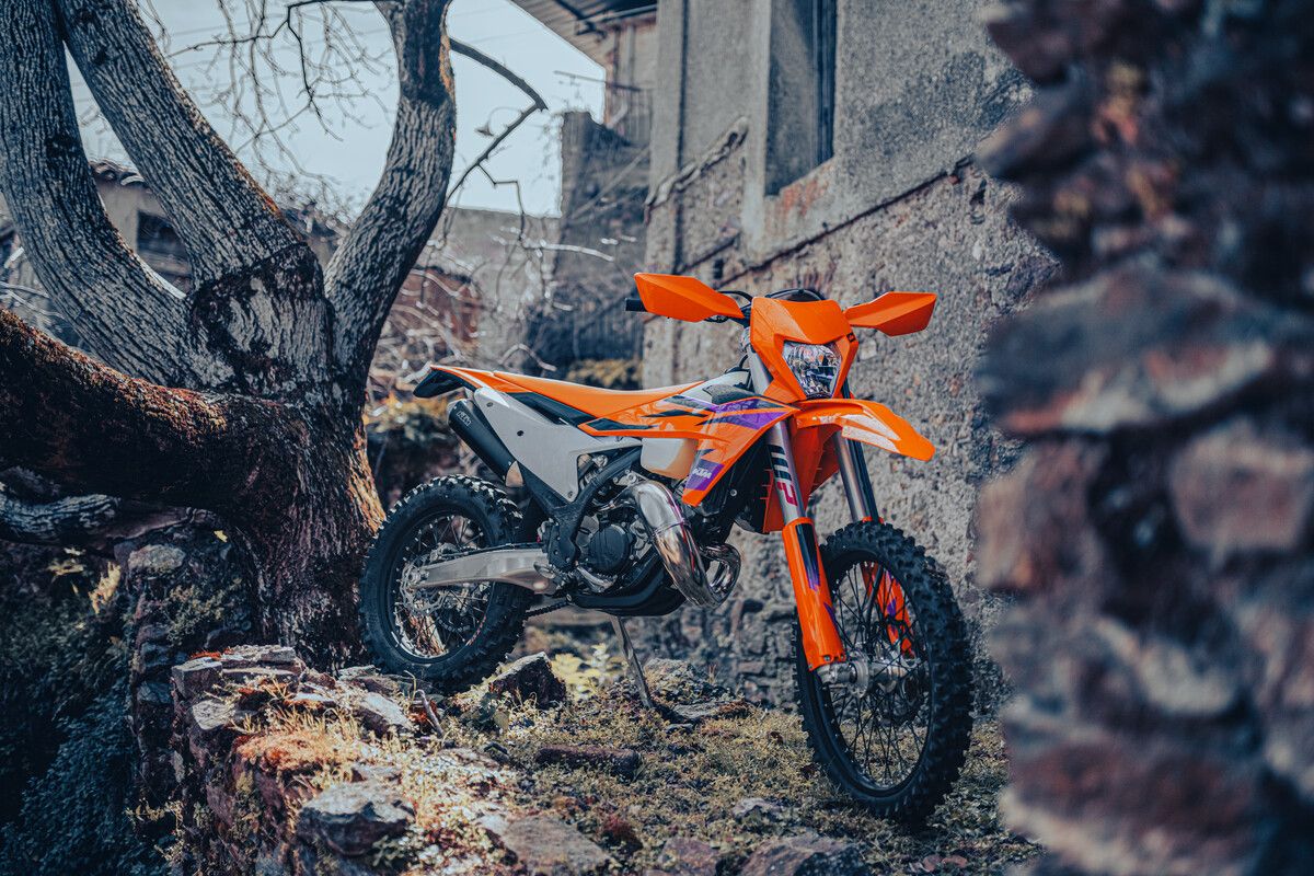 KTM 150 EXC TBI: prezzo, velocità, scheda e rilevamenti